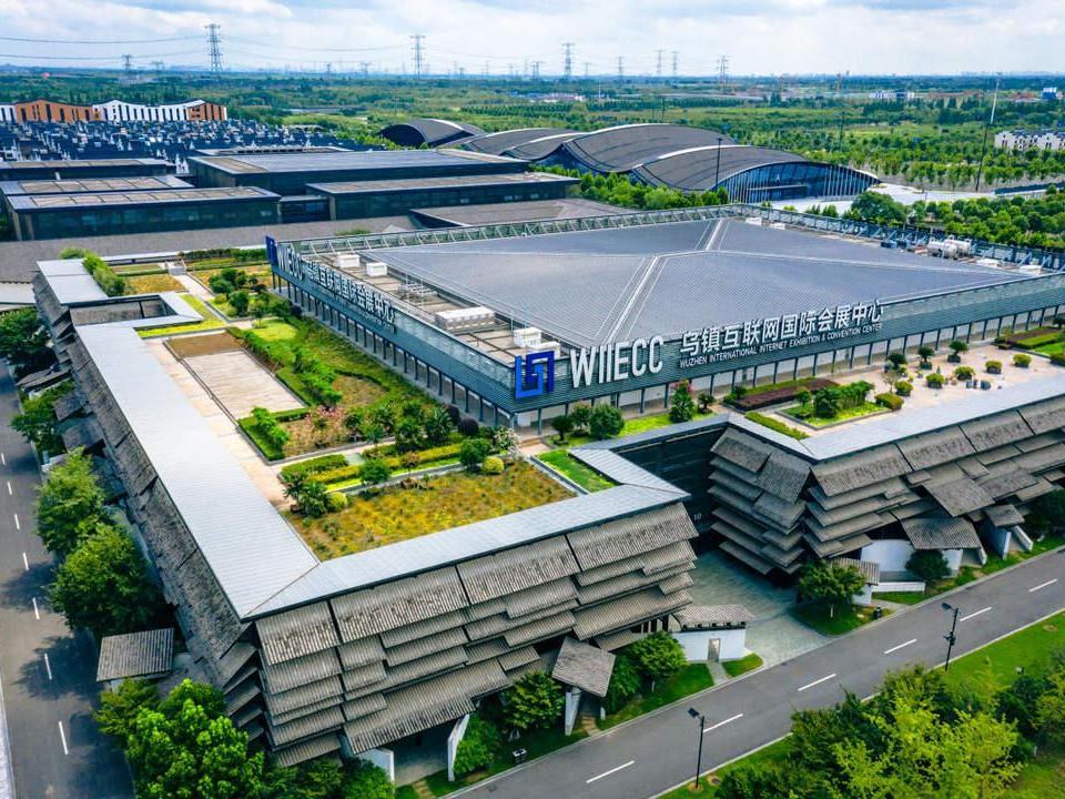 乌镇峰会十年丨古镇的旧与新:一场古韵与科技触碰的蝶变