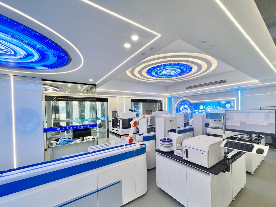 浙江首个区县级水质监测AI人工智能实验室在北仑投用