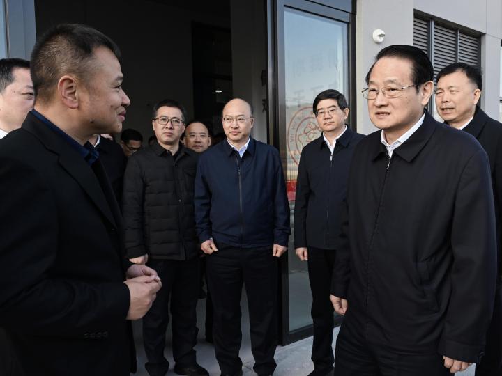 易炼红同集中换届高校新任领导人员集体谈话 适应引领时代之变 跟进保障跃升之需 回应满足人民之盼 塑造彰显办学之特 为勇当先行者谱写新篇章提供