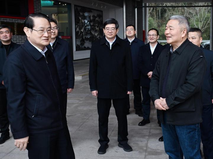 易炼红赴衢州调研:聚焦创新引领聚力产业富民聚能绿色发展 积极探索山区县高质量发展共同富裕之路