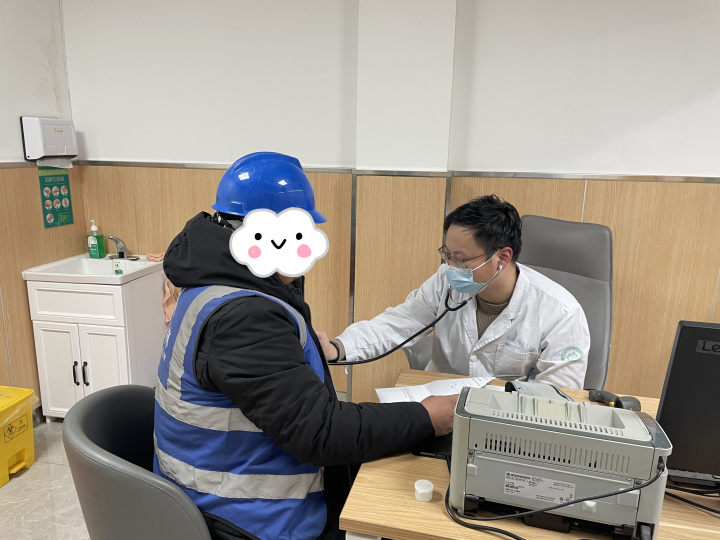 健康小站丨上午在工地搬砖，下午被确诊为心梗，基层医生22分钟成功救助