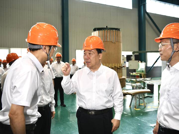 省政府党组第25次会议暨省政府第45次常务会议召开 王浩主持