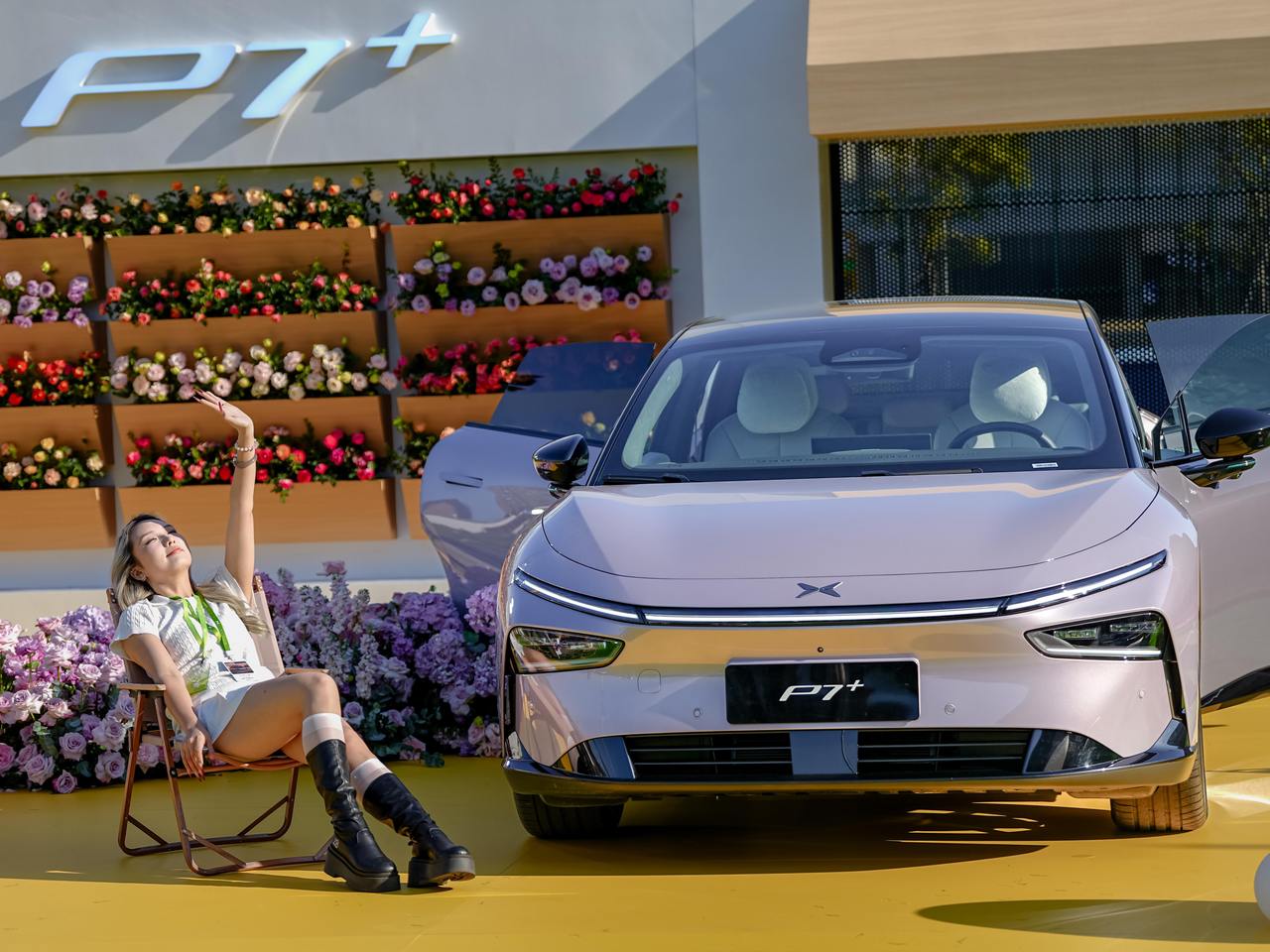 AI汽车小鹏P7+上市售18.68万元起 开售12分钟大定超1万辆