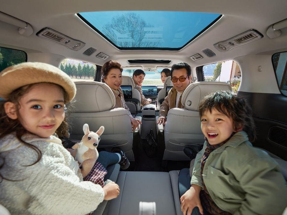 售价33.98万元起！25款腾势D9上市，再立MPV 6大标杆