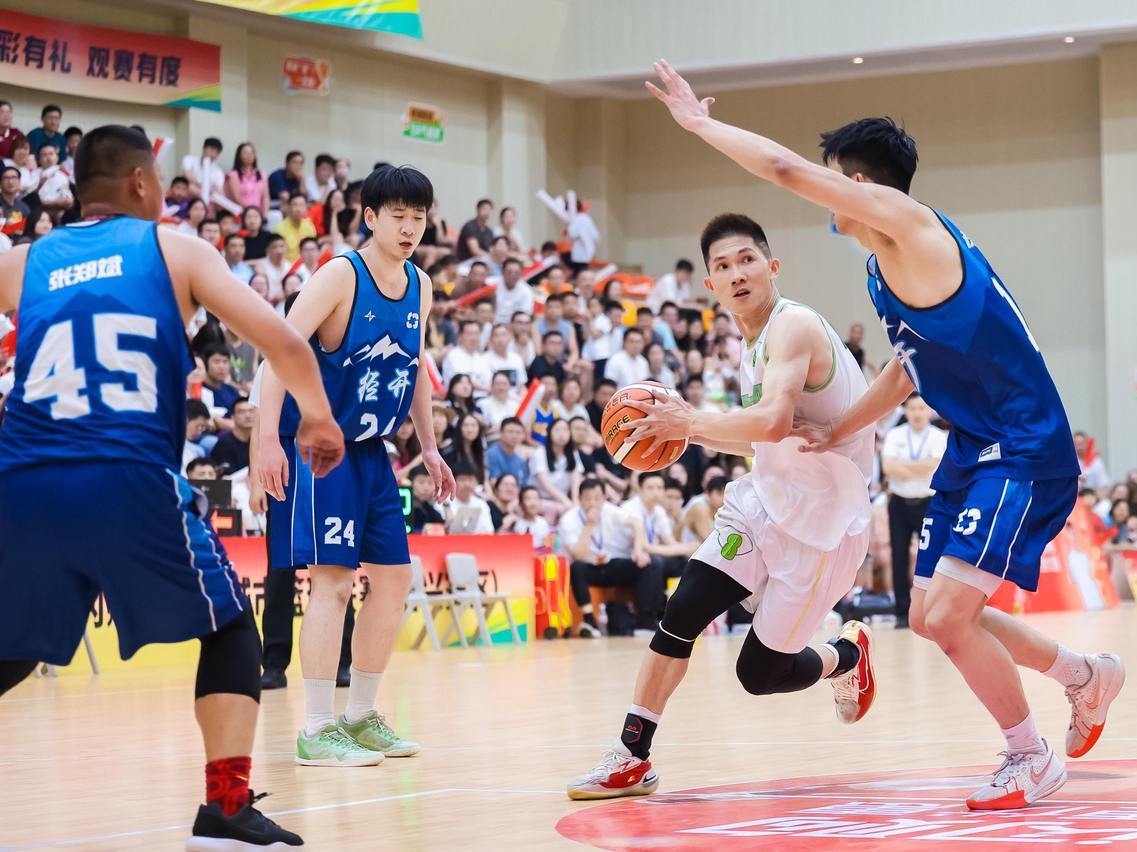 多地党政“一把手”现身浙BA打call，他们想投什么“篮”？